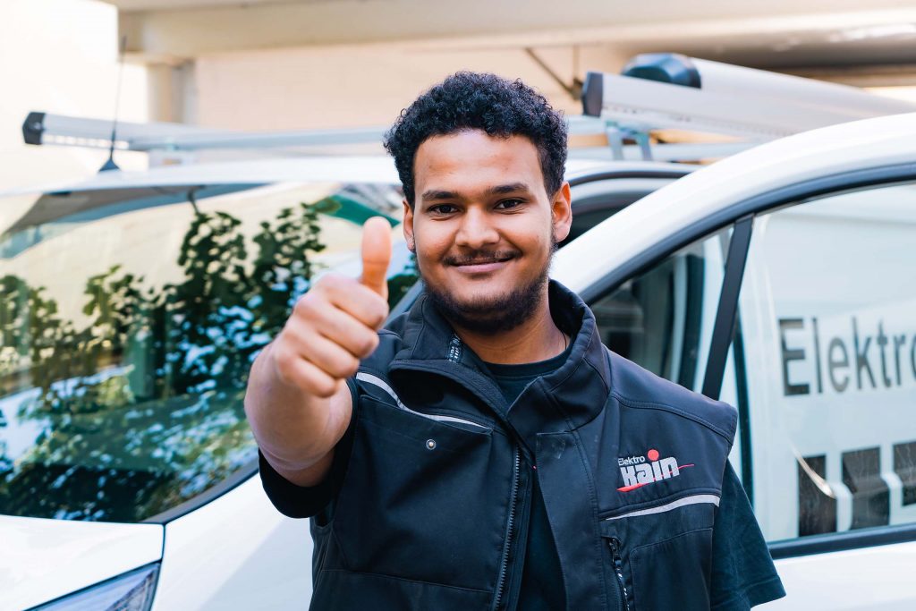 Karriere - Elektro Kain